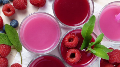 7 Smoothie Benefits | Louann Pearl